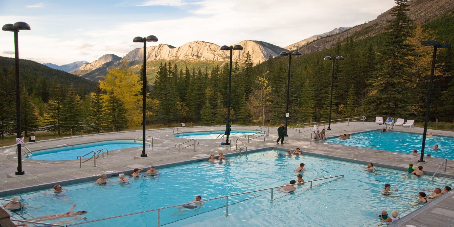 The 10 Best Hot Springs in Canada for a Perfect Getaway